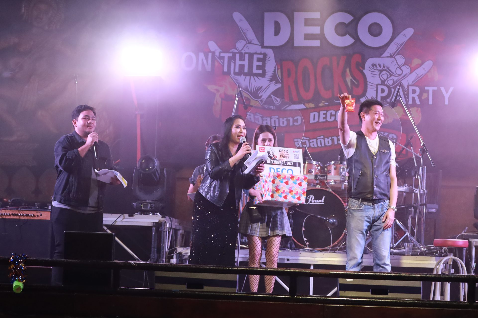 นิปปอนเพนต์ “DECO On The Rocks Party” ส่งท้ายปี 2566 แทนคำขอบคุณ ...